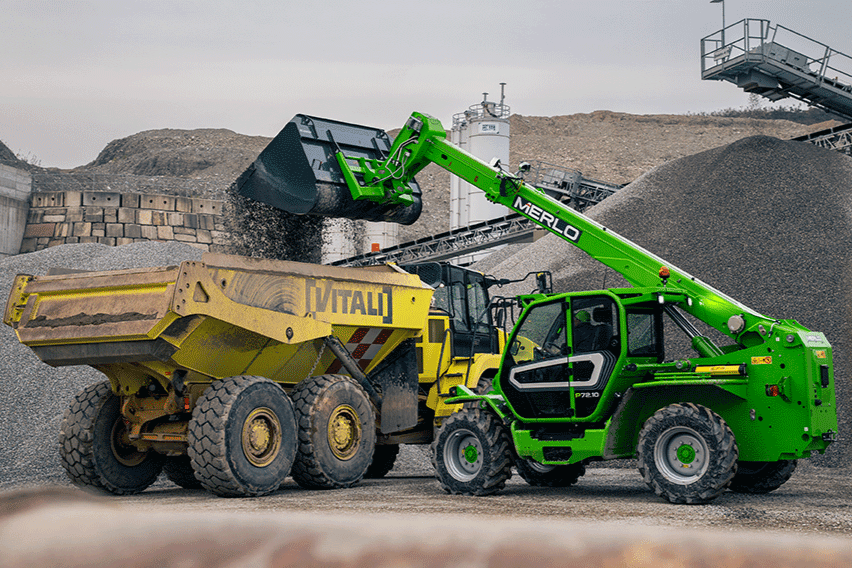 Merlo presents the new P72.10 CS TOP Telehandler: power, versatility ...